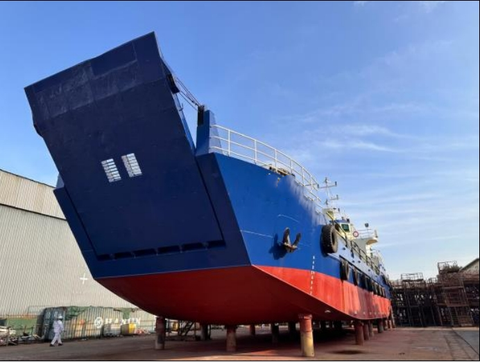 600 T Deck Barge /LCT For Sale-Eshiptrading.com